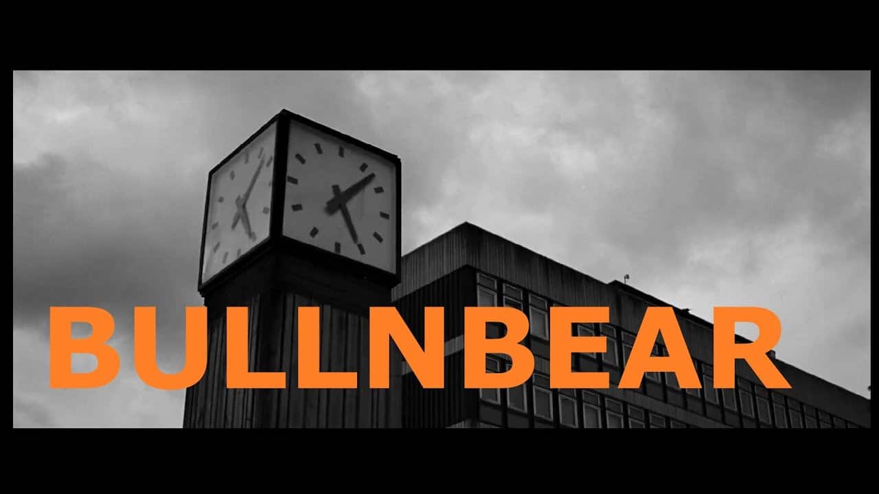 EE WiFi 7 Advert – Clocking Off